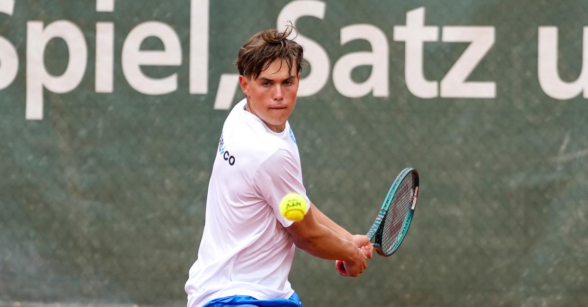 Frischer „blau-weisser“ Tennis-Wind im Wiesbadener Kurpark